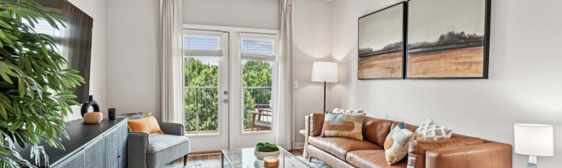 1, 2 & 3 Bedroom Apartments in Charlotte, NC | Accent Berkeley Place